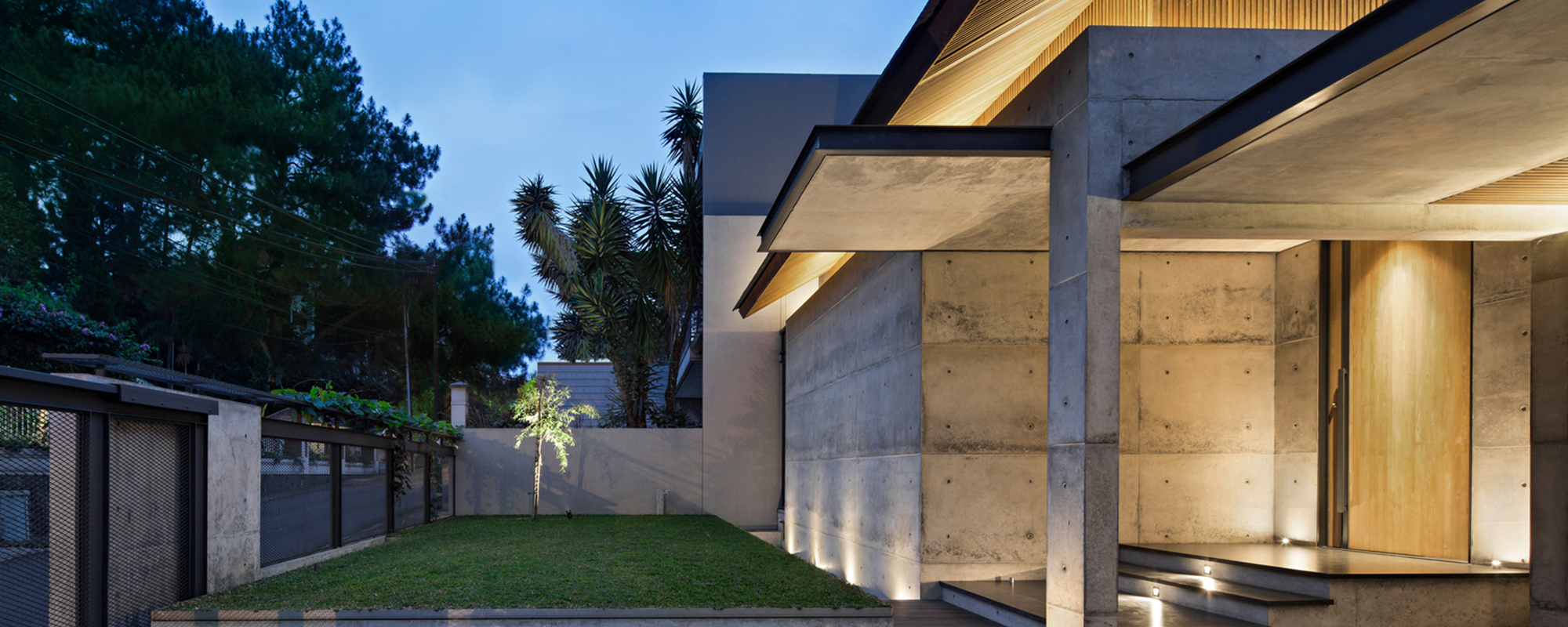 'Light belt' dwelling